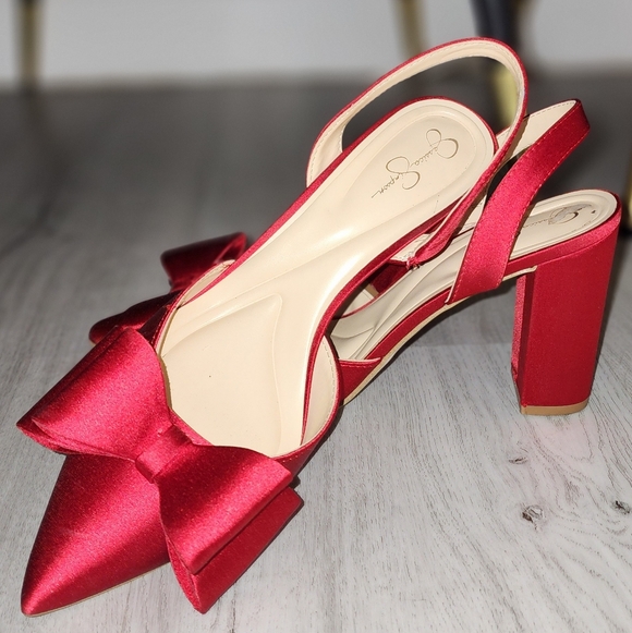 Jessica Simpson | Shoes | Jessica Simpson Red Satin Bow Heels | Poshmark